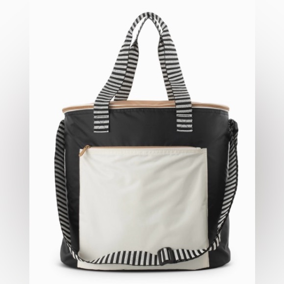 thirty-one | Bags | Thirtyone Round About Cooler Tote | Poshmark
